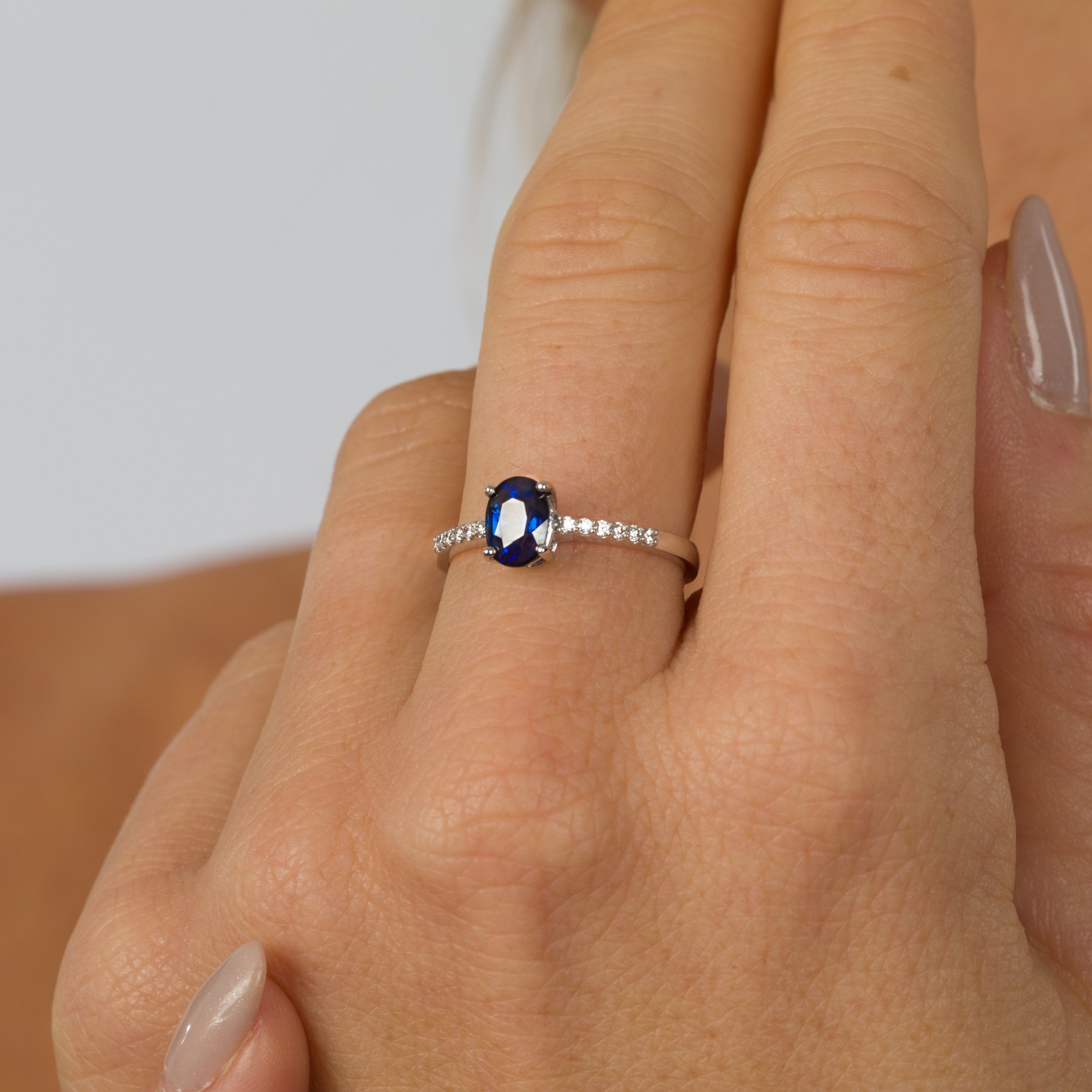 Sapphire ring | Nicolini Atelier